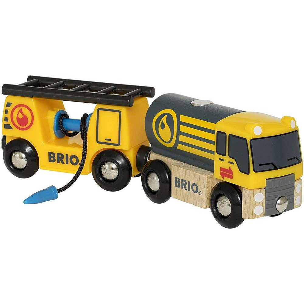 BRIO Tanker Truck with Hose Wagon: Fuel the Fun
