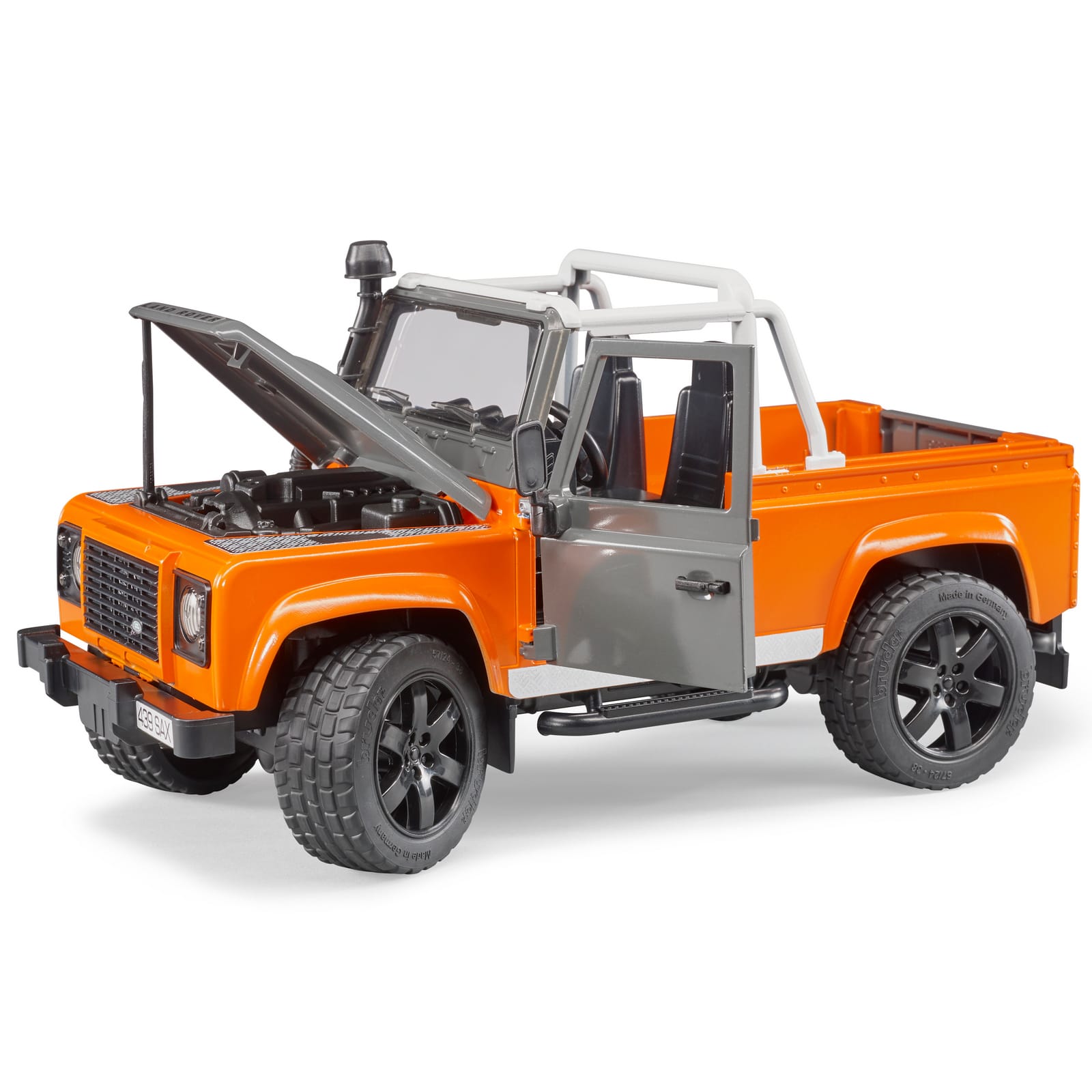 Bruder Land Rover Defender Pick Up | Jadrem Toys