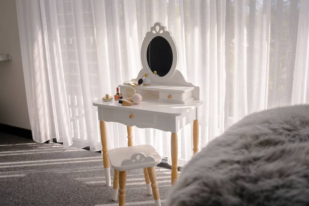Le Toy Van® Honeybake Vanity Table