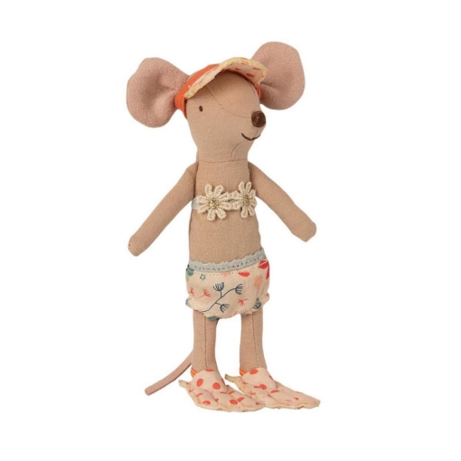 Maileg Beach Mouse Big Sister in Cabin – Jadrem Toys