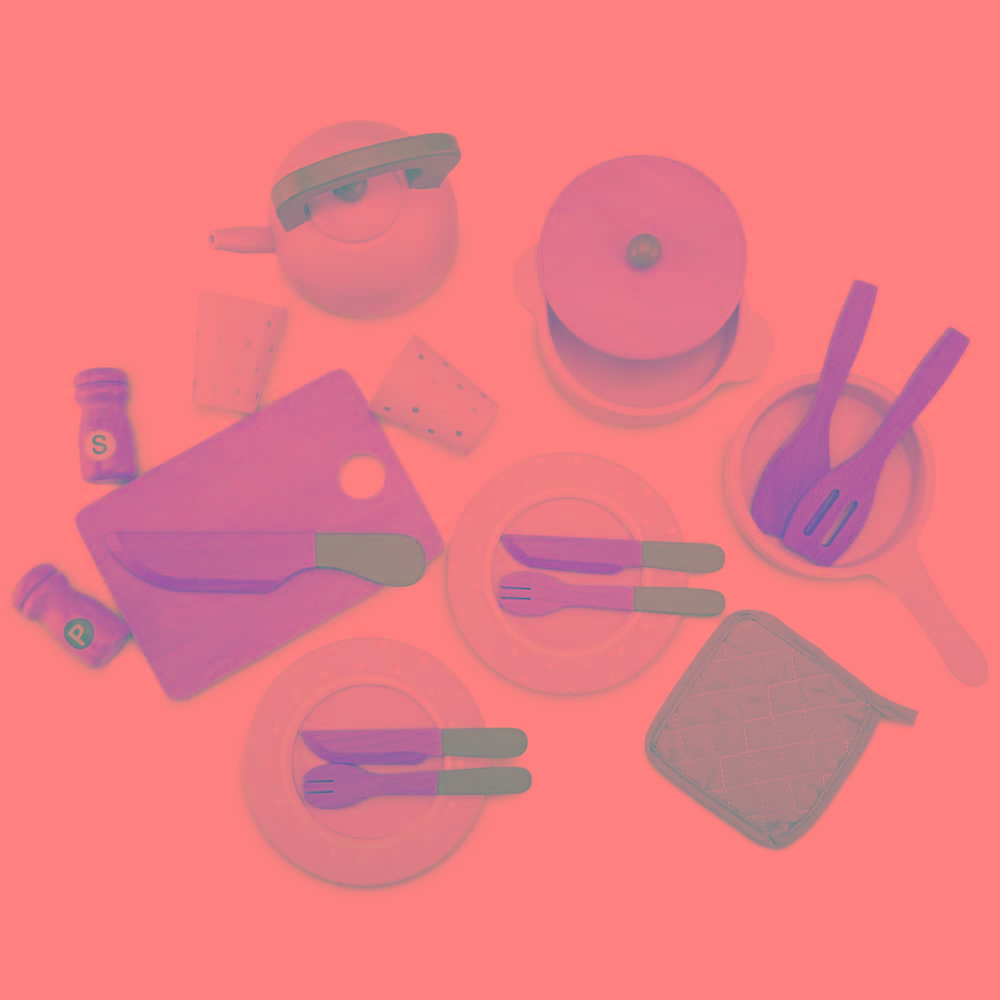 New Classic Toys Dinner Set: Perfect Pretend Play for Little Chefs